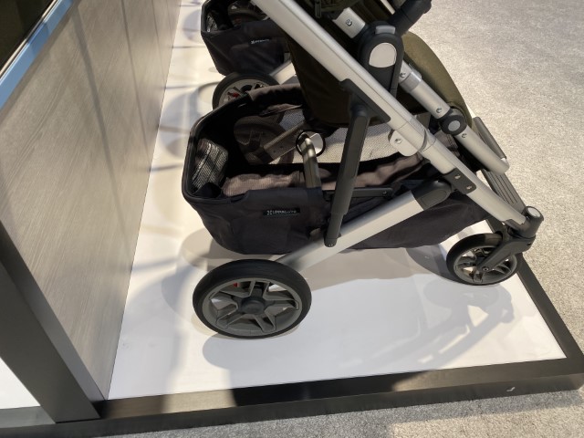 Uppababy Cruz V2 Stroller Review: Is it Better than the Cruz ...
